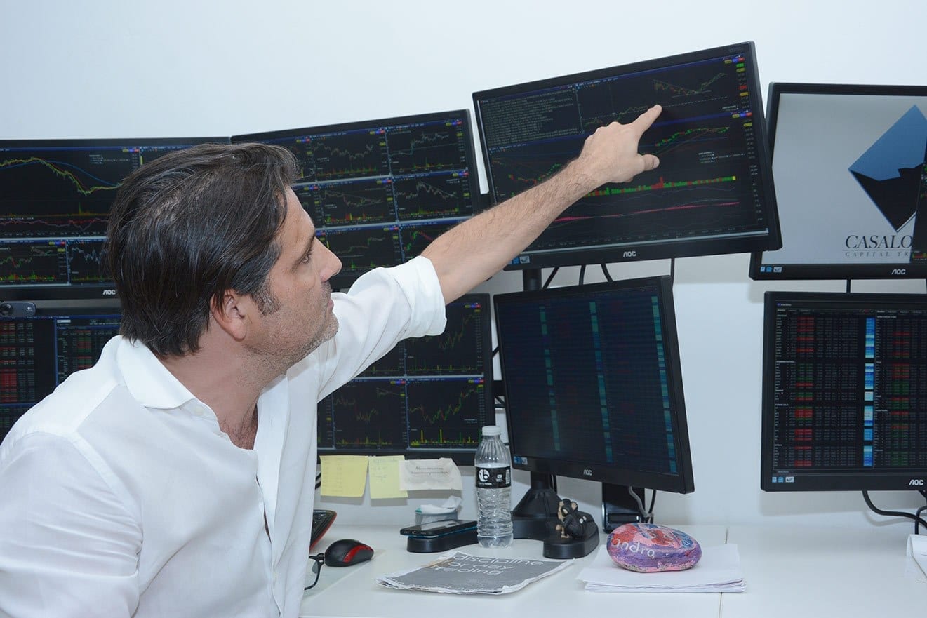 Trading, el negocio de la compra y venta de valores - Invertix